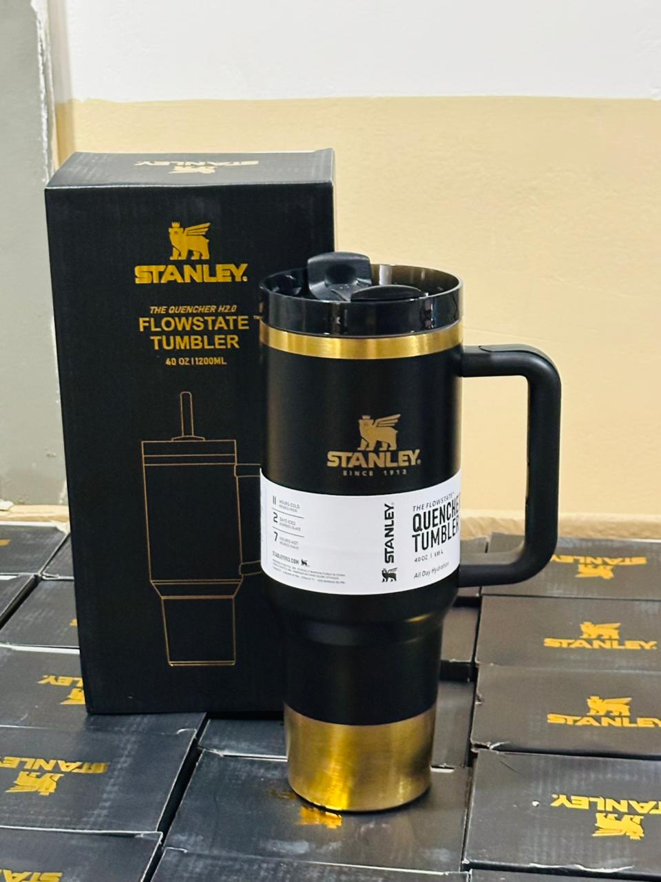 Stanley 40oz Quencher H2.0 Tumbler -Copper Black Gold Stay Hydrated in ...
